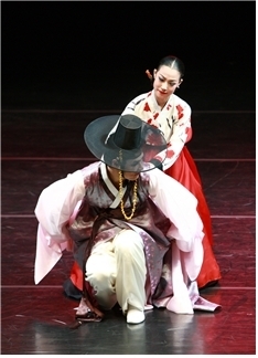 진도북·살풀이·부채…다양한 춤 한 자리에 ‘김초하의 춤 여정’